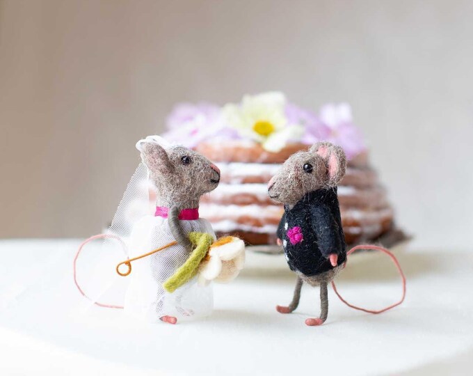 Mice Wedding Cake Topper - Handmade Bride & Groom Mice - Wedding Mice ...