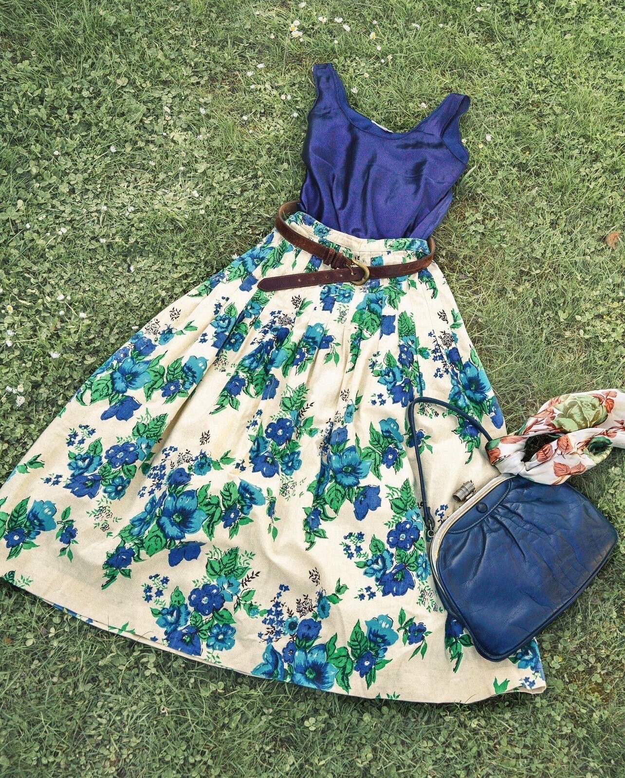 Vintage Personalized Custom Style Bundle Aesthetic Mystery Box ...