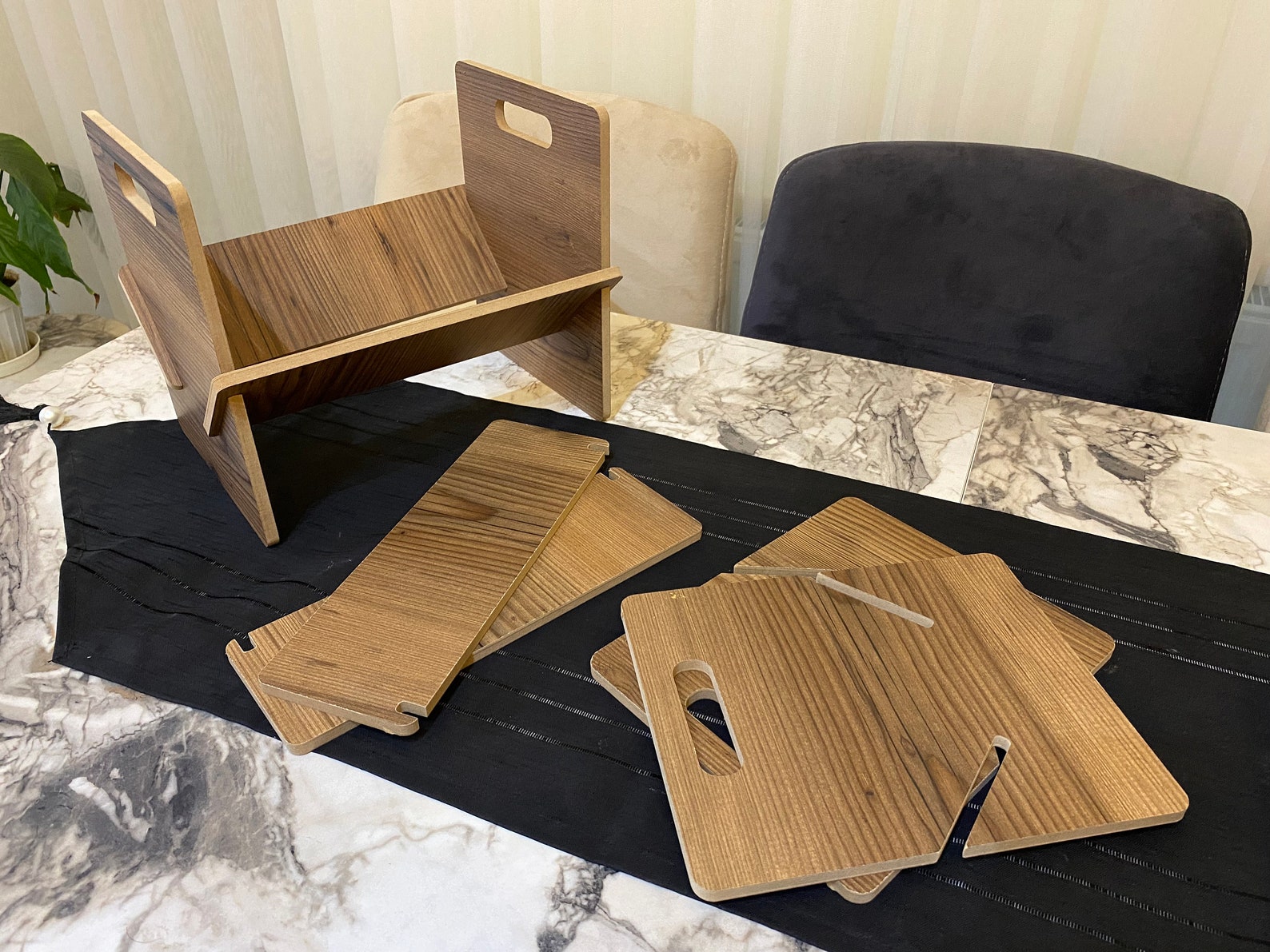 Axolotl Desktop Bookshelf Mini Shelf Desktop Book Organizer 30cm Lidya ...