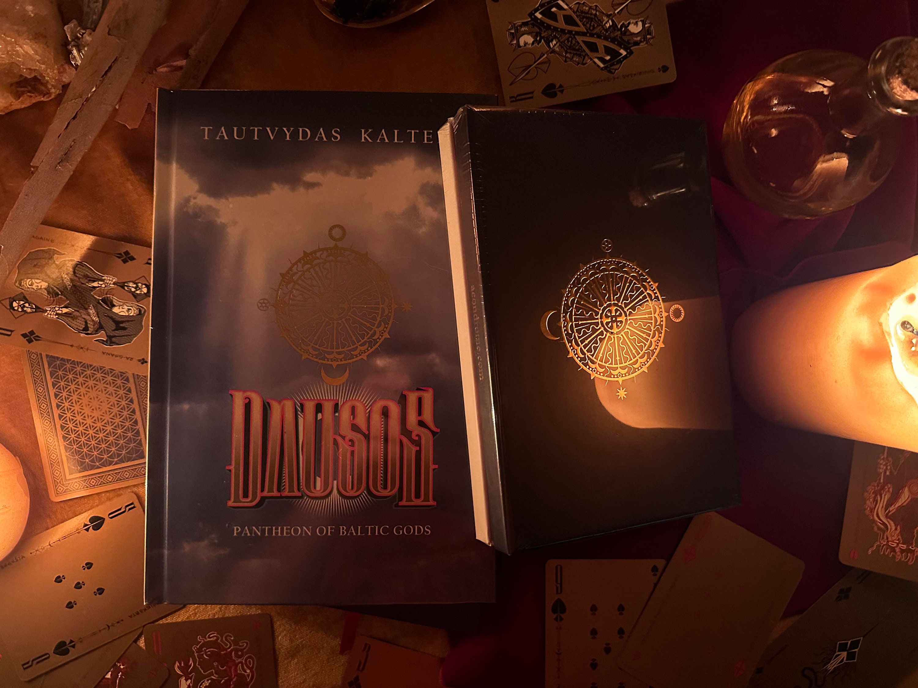 DAUSOS Gift Set Storybook Hardcover and Pair of Golden Edition Card ...