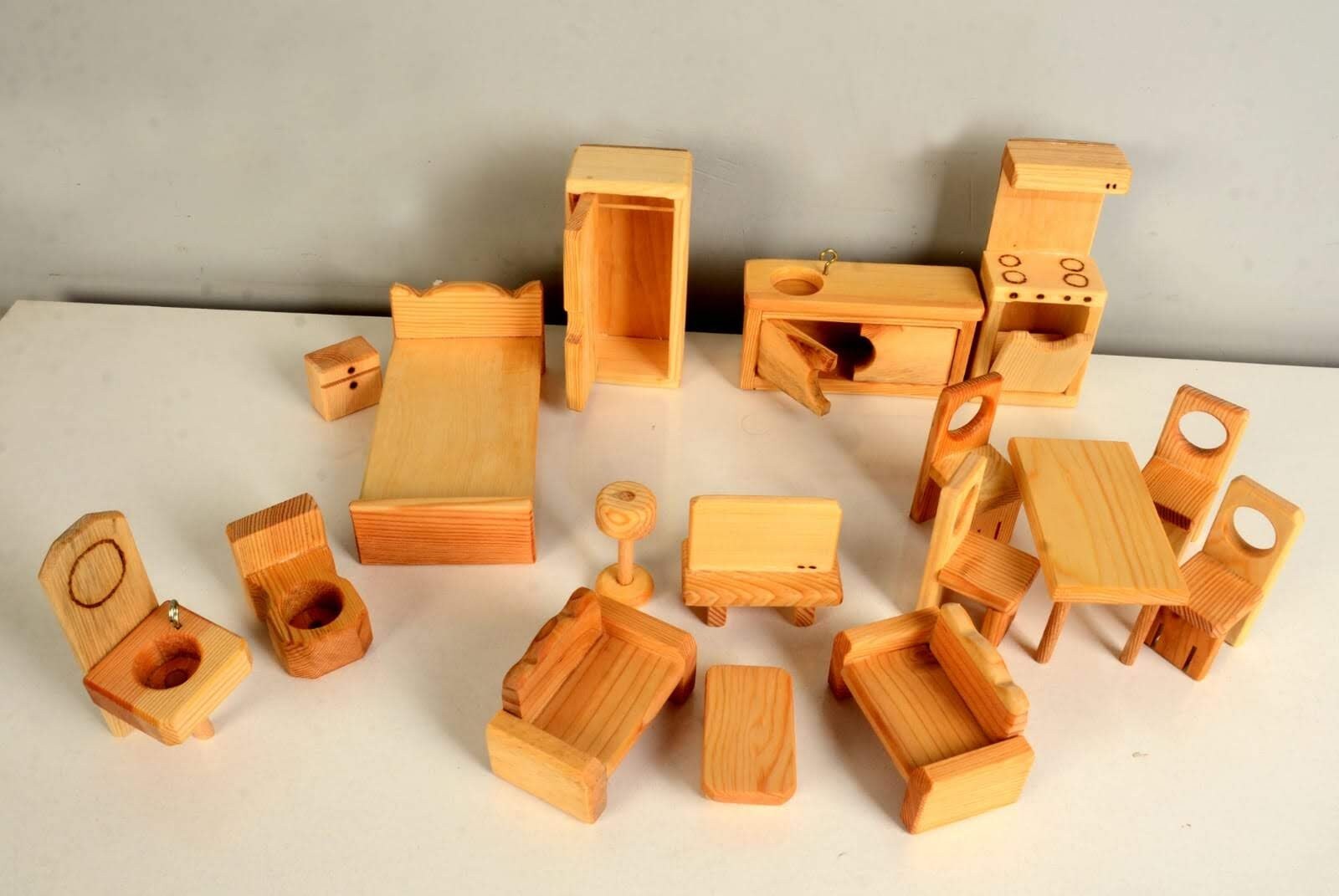 Dollhouse Furniture 17pcs Set Wooden Dollhouse Miniatures Dollhouse