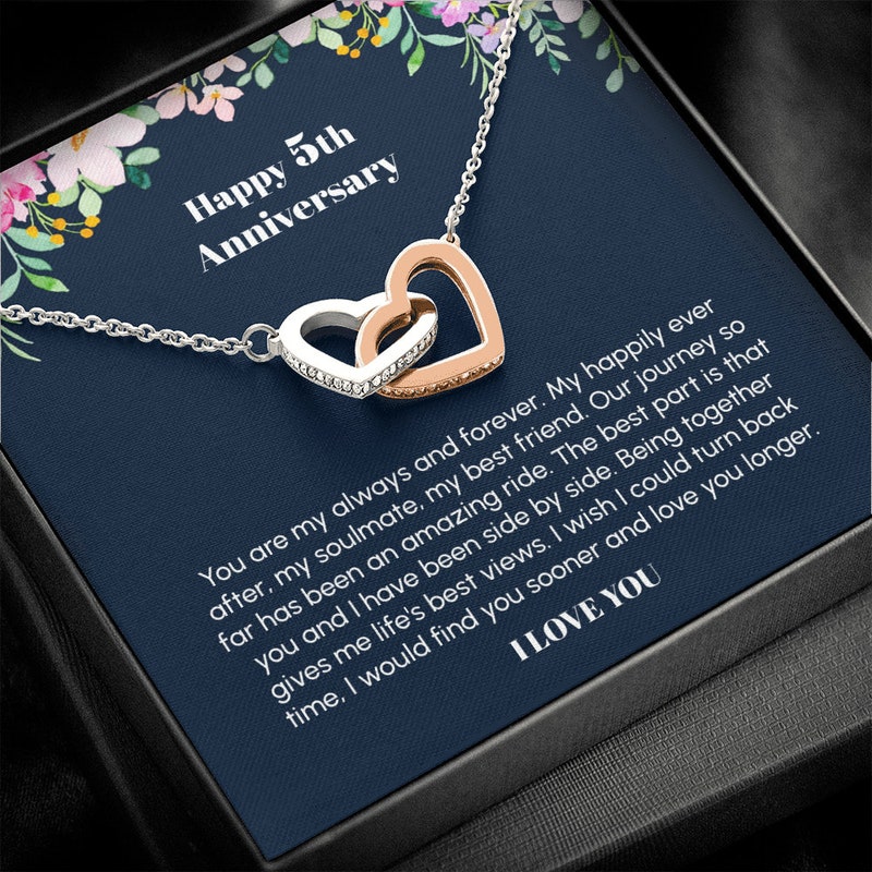 5th Anniversary Gift - 60+ Gift Ideas for 2025