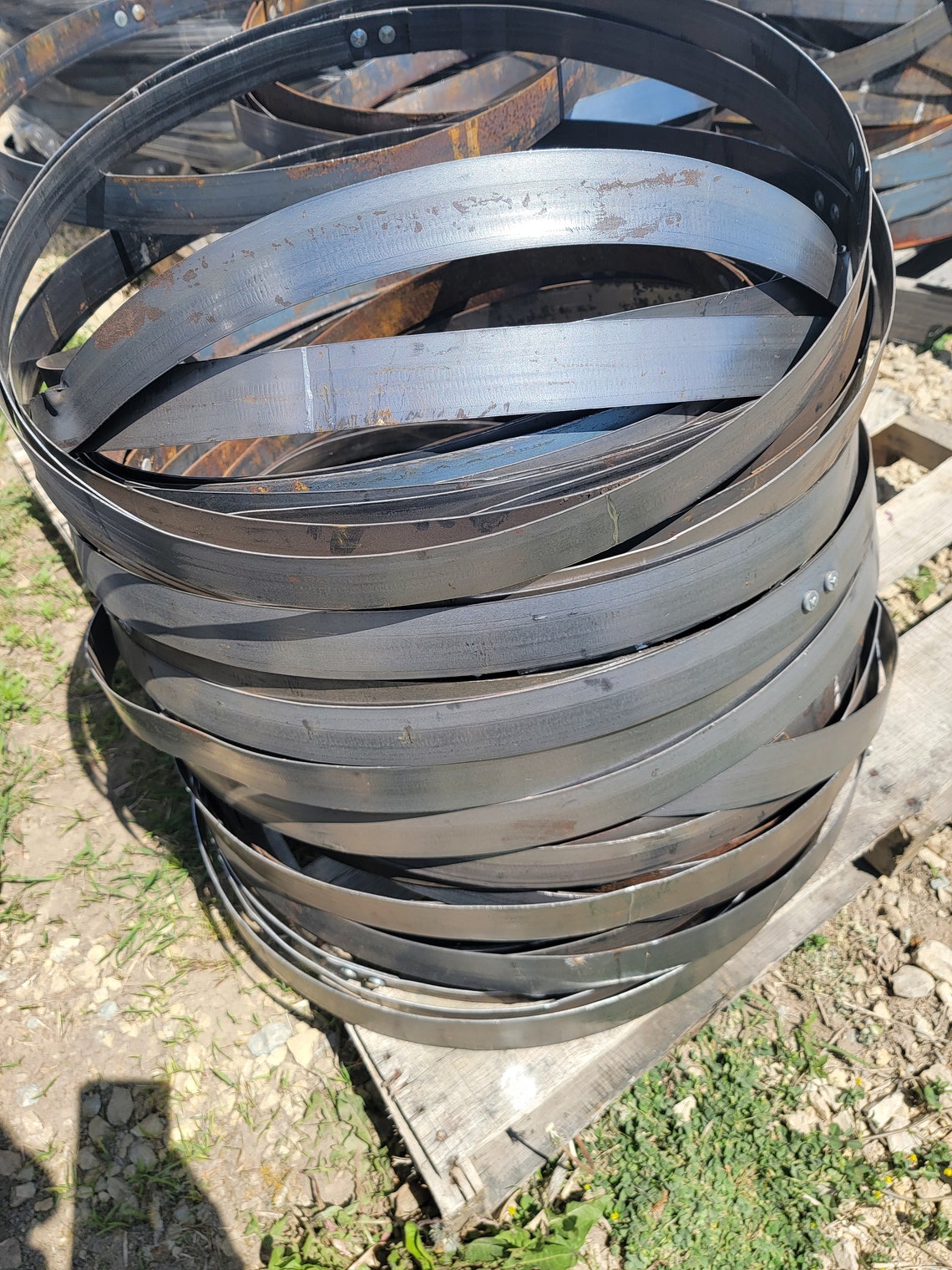 Nice Whiskey Barrel Hoops, Barrel Bands, Barrel Rings, Authentic Metal ...