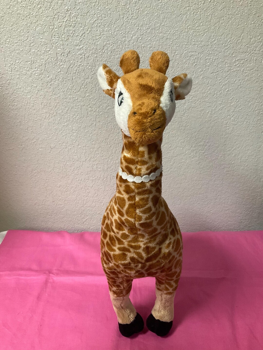 Ark Encounter Plush Giraffe With Necklace - Collectible Stuffed Animal ...