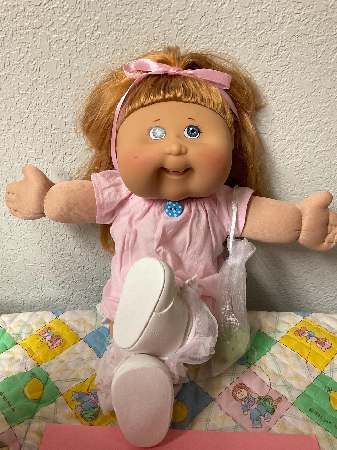 RARE Vintage Cabbage Patch Kid Girl Play Along Brown Cornsilk Hair Gray Eyes Teeth PA-25 2004 ...