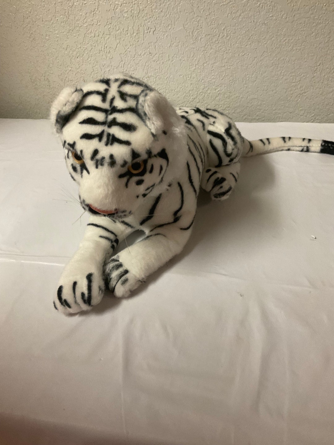 Realistic Stuffed White Tiger Gifts for Tiger Lovers Women Men Girls ...