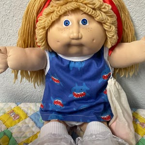 First Edition Vintage Cabbage Patch Kid Girl Double Hong Kong Freckles ...