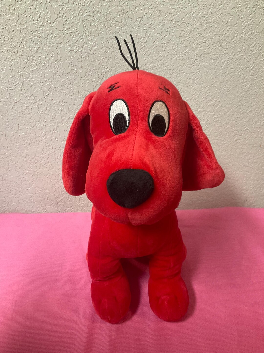 Kohl's Cares Clifford the Big Red Dog Plush Stuffed Animal Plush Toys ...