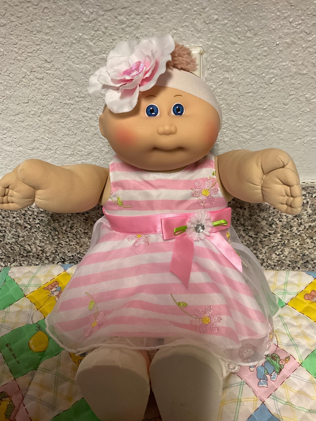 Vintage Cabbage Patch Kid Preemie Girl Wheat Tuft of Hair Blue Eyes ...