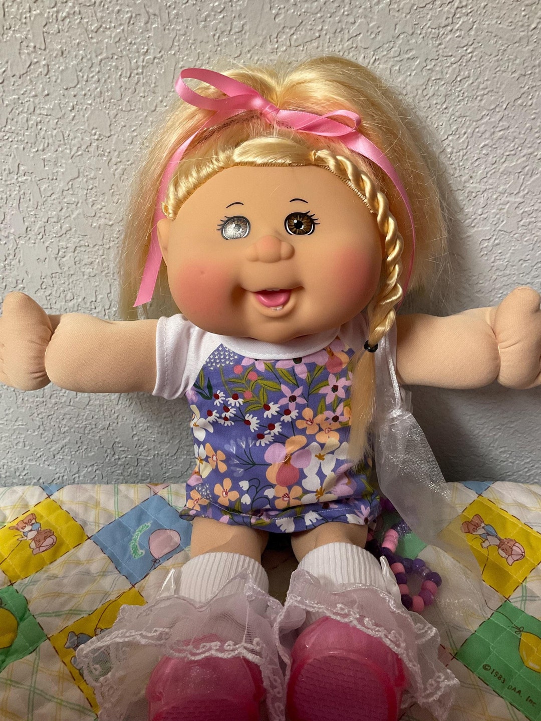 Cabbage Patch Kid Girl Doll Blonde Cornsilk Hair Brown Eyes WCT-54K 2015 Gifts for Little Girls ...