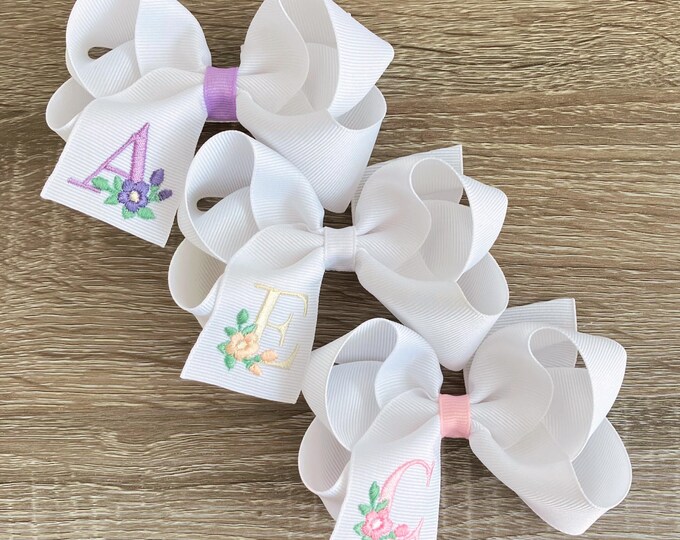 4 or 5" Single Letter Monogrammed Hair Bows, Custom Embroidered Bow ...