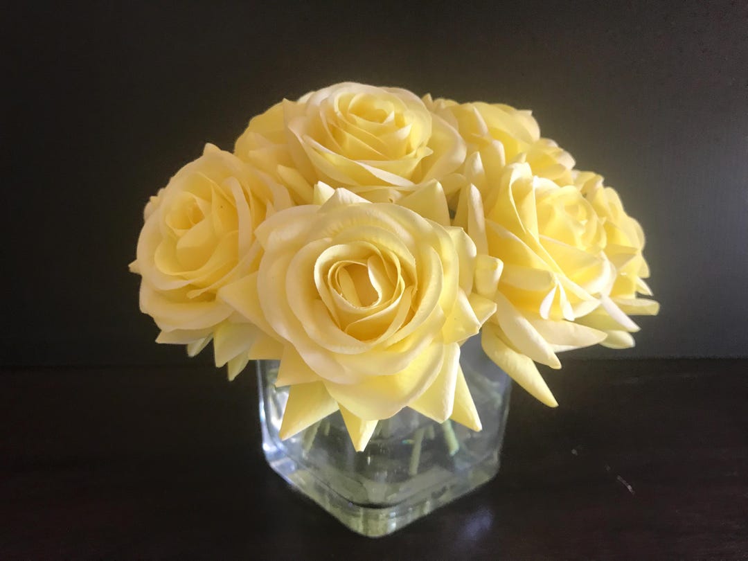 12 Real Touch Yellow Rose Flower Arrangement in Glass & Faux Water ...