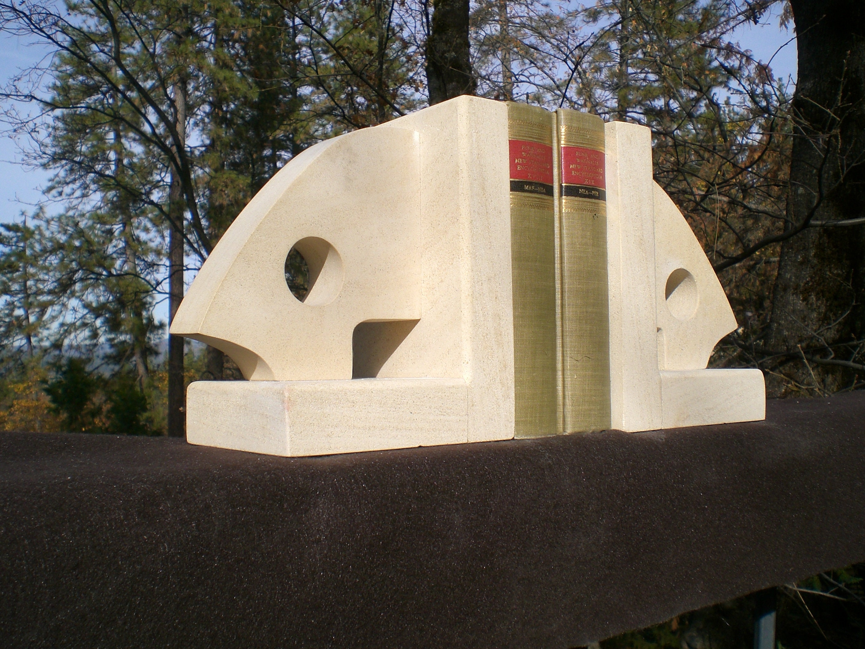These Are Texas White Veneer Stone Bookends Made by Jim Roughly 37 ...