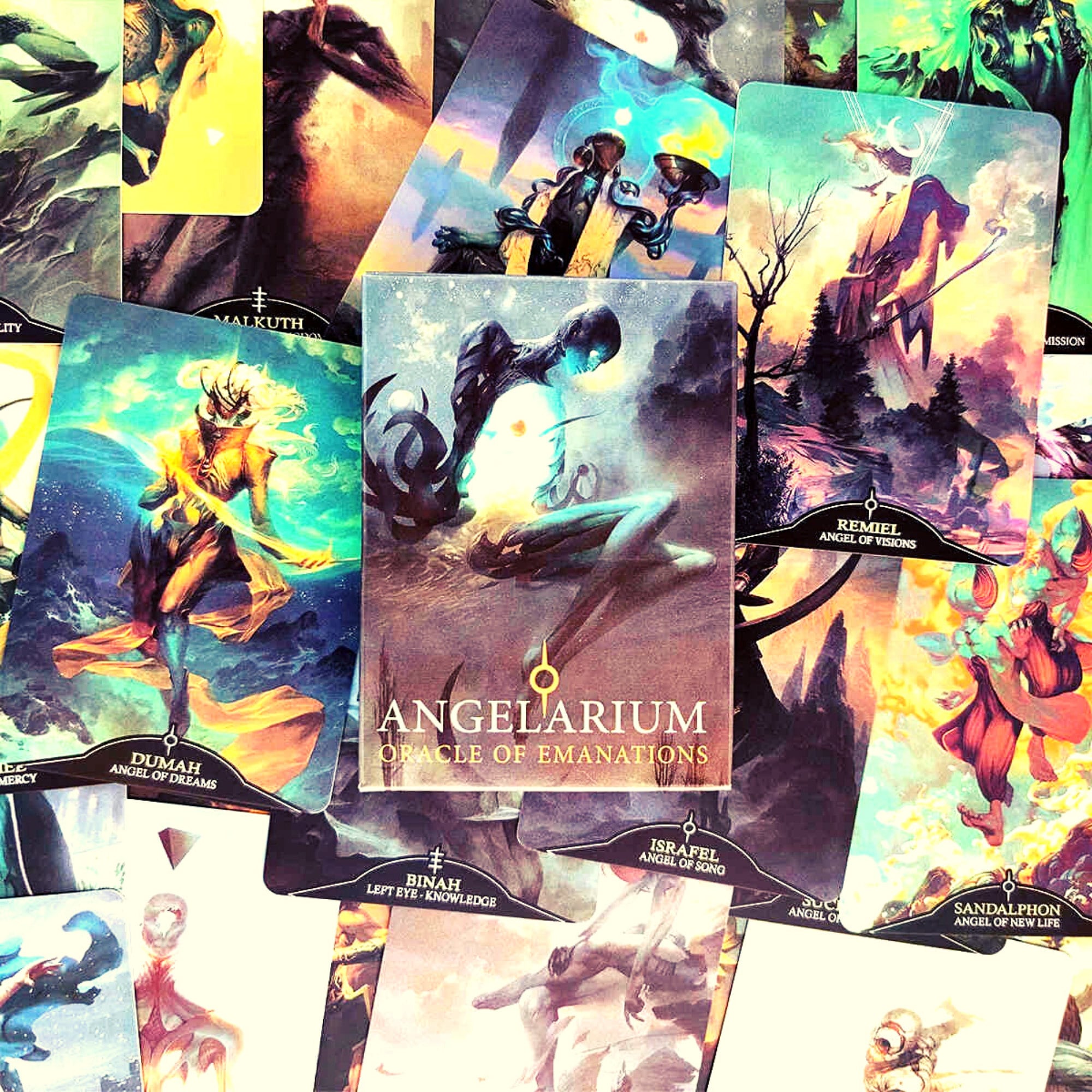 Angelarium Oracle Cards of Eminations: the Encyclopedia of Angels ...