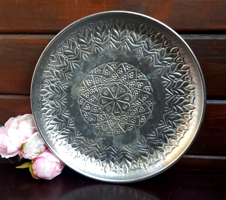 Round Silver Tray / Vintage Silver Plate Tray / Round Footed - Etsy