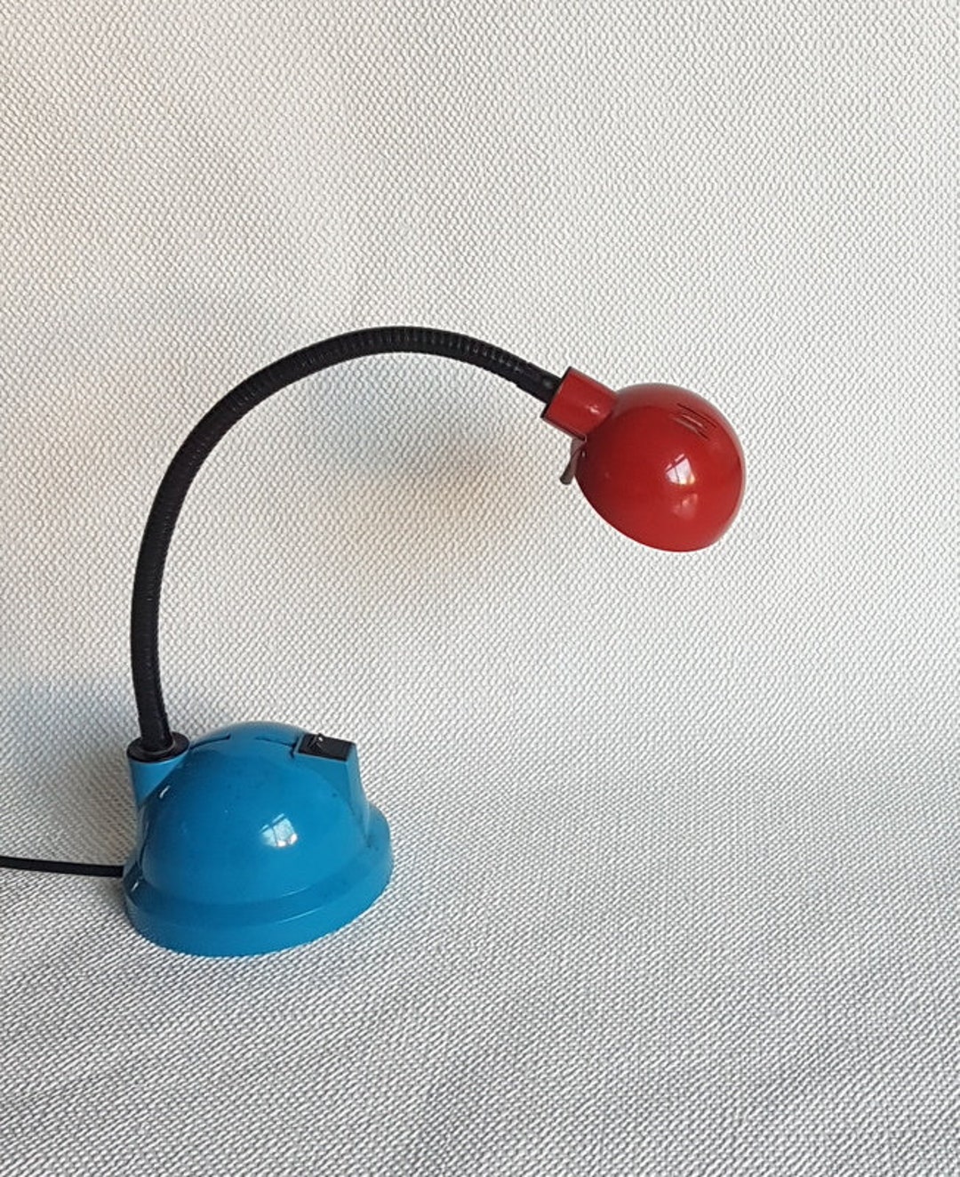 Desk Lamp in Blue Plastic, Vintage , Table Lamp , Memphis Lighting ...