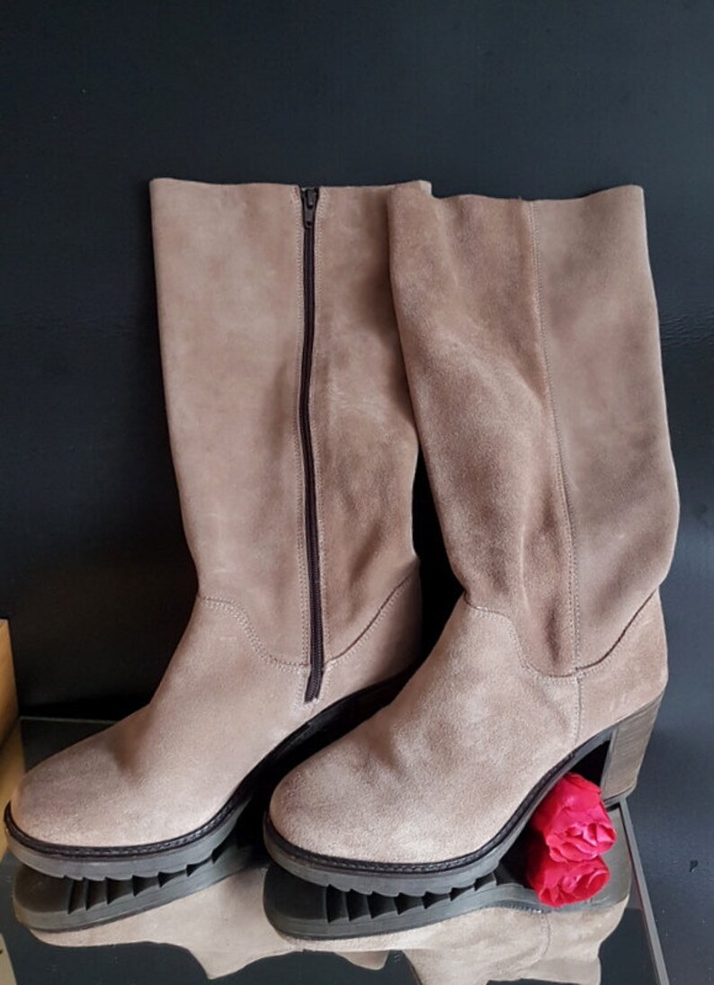 Botas de cuero para mujer de 1970 Botas vintage beige hasta - Etsy España