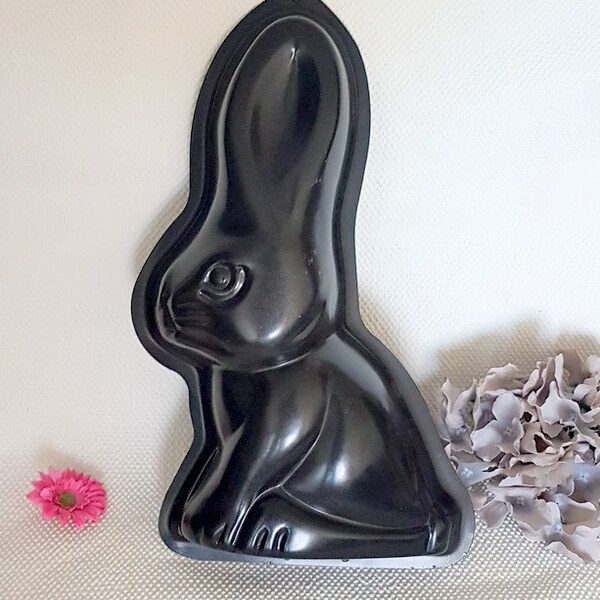 Vintage Bunny Molds - Etsy
