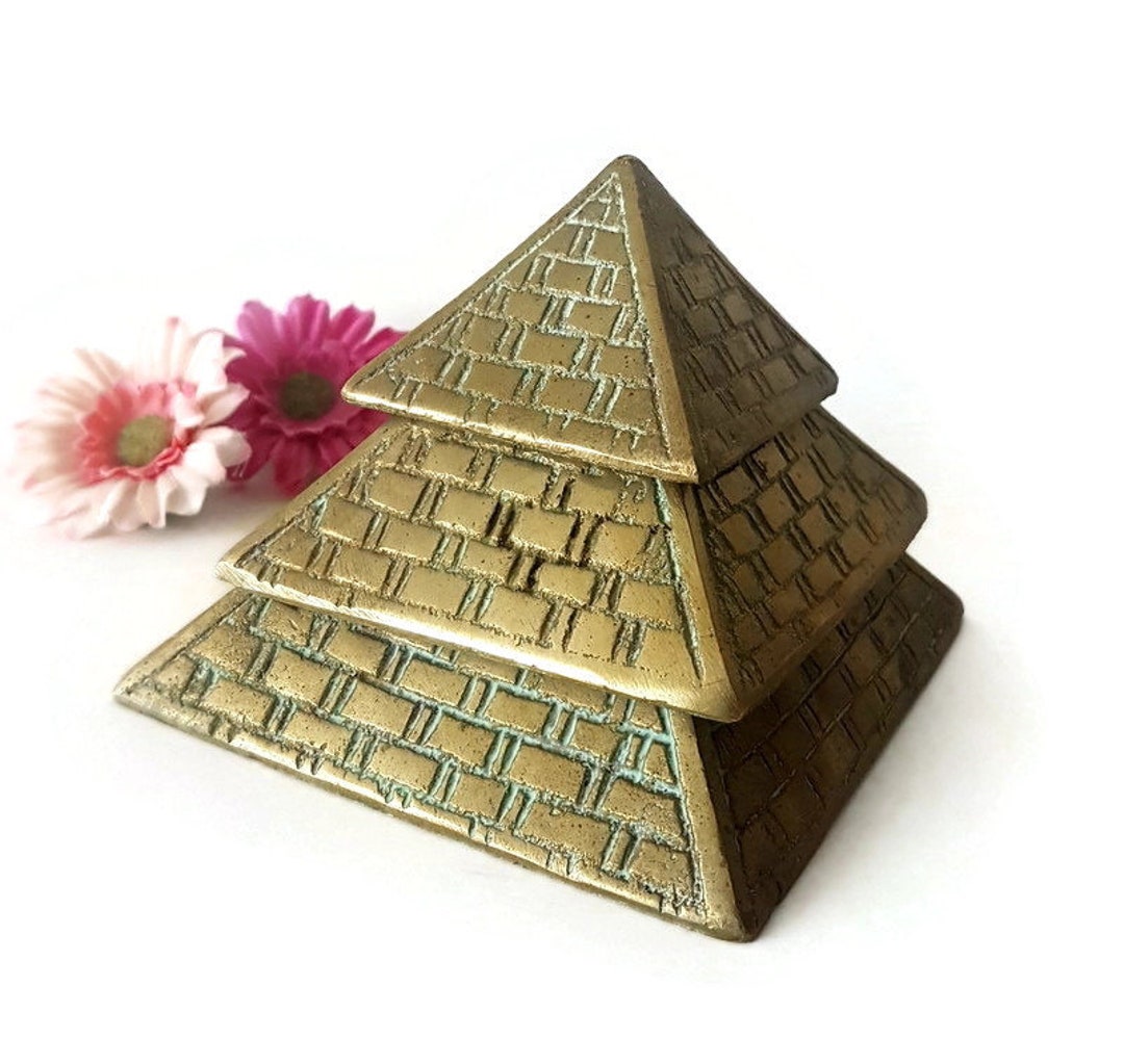 3 Pcs Feng Shui Pyramids Brass Figurines, Symbol of Longevity, Golden ...