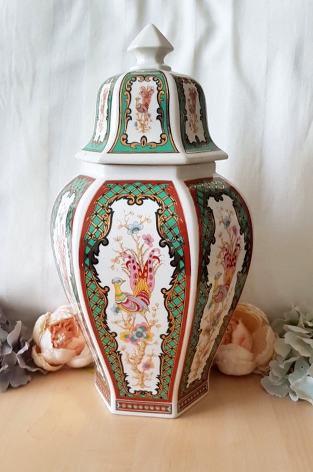 Vintage Ginger Jar/ Antique Ginger Jar/ Gold & White Ginger Jar ...