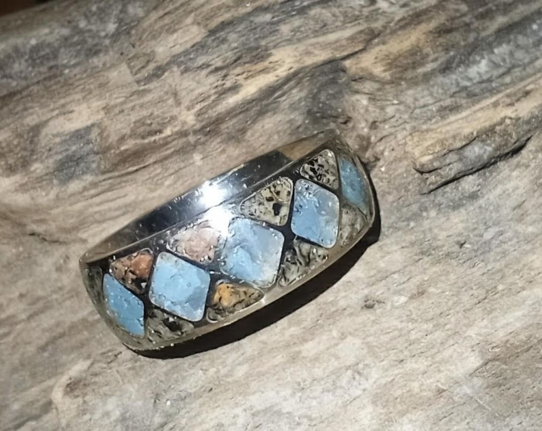Leland Blue Stone and Yooper Glow Stone in an Argile Pattern in ...