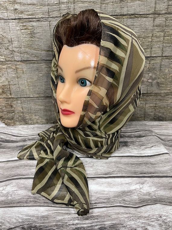 Head Scarf 1940s