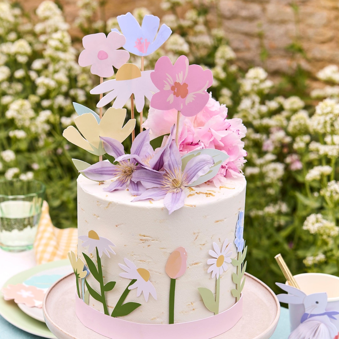 Meri Meri Floral Garden Cake Wrap and Toppers | Garden Party Decor ...