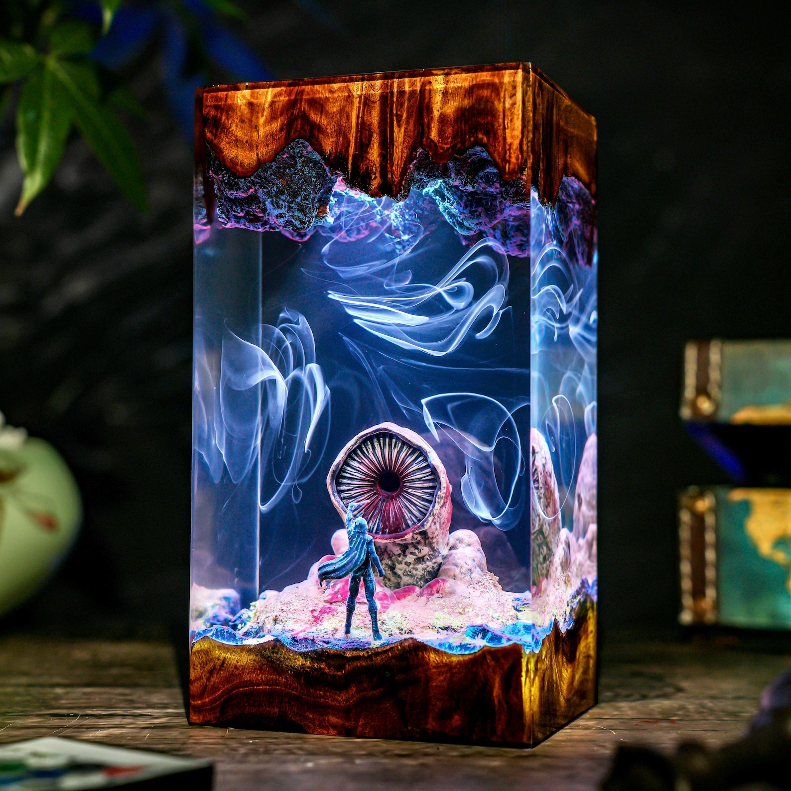 Desert Worm Resin Lamp, Handmade Epoxy Wood Light, Fantasy Creature ...