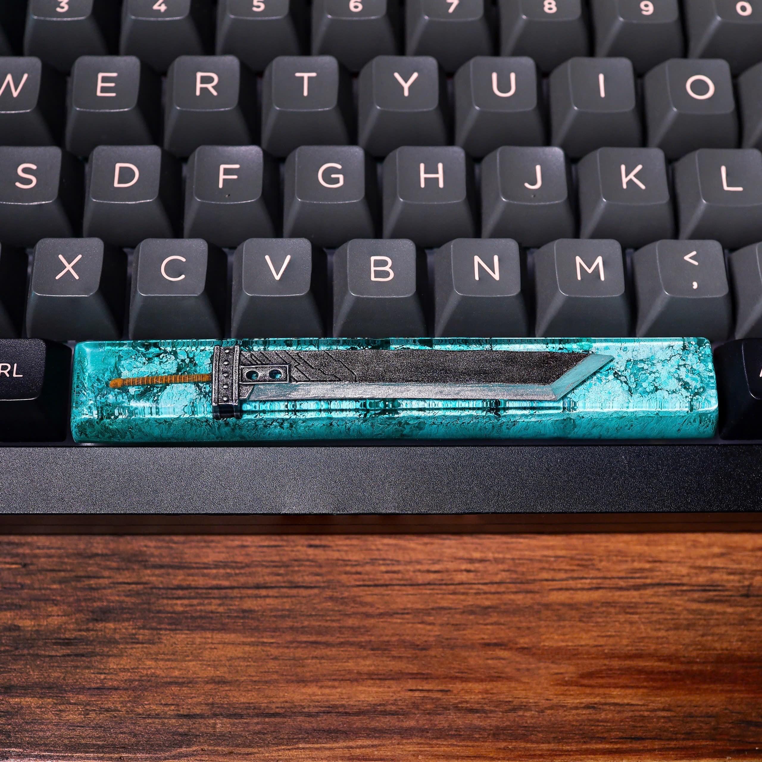 Fi.nal Fa.nta.sy B.uster Swo.rd Artisan Spacebar, FF7 Resin Keycap ...