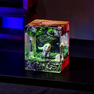 Hunting Wolf Night Light Lamp Custom Wolf Lamps Decoration Resin Table ...