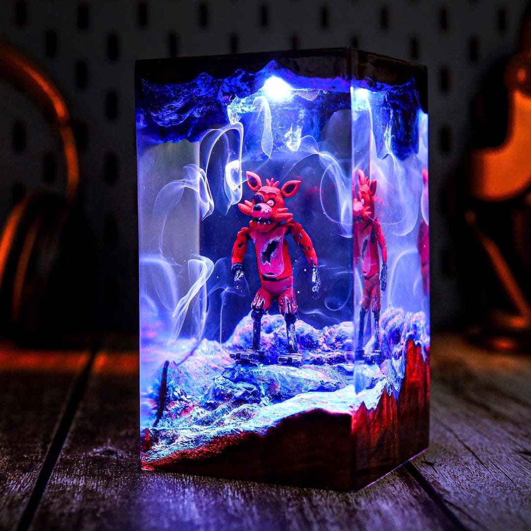 Foxy Fnaf Resin Lamp, Five Night at Fe.ddy Night Lamp, Custom Lamp ...