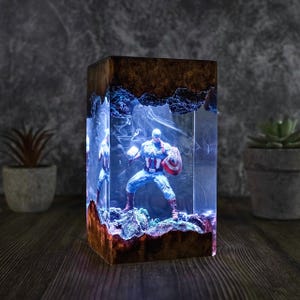 Captain Epoxy Lamp, Super Hero Diorama Lamp, Custom Captain Movie Epoxy ...