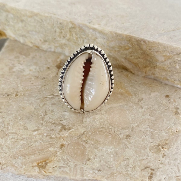 Cowrie Shell Ring - Etsy
