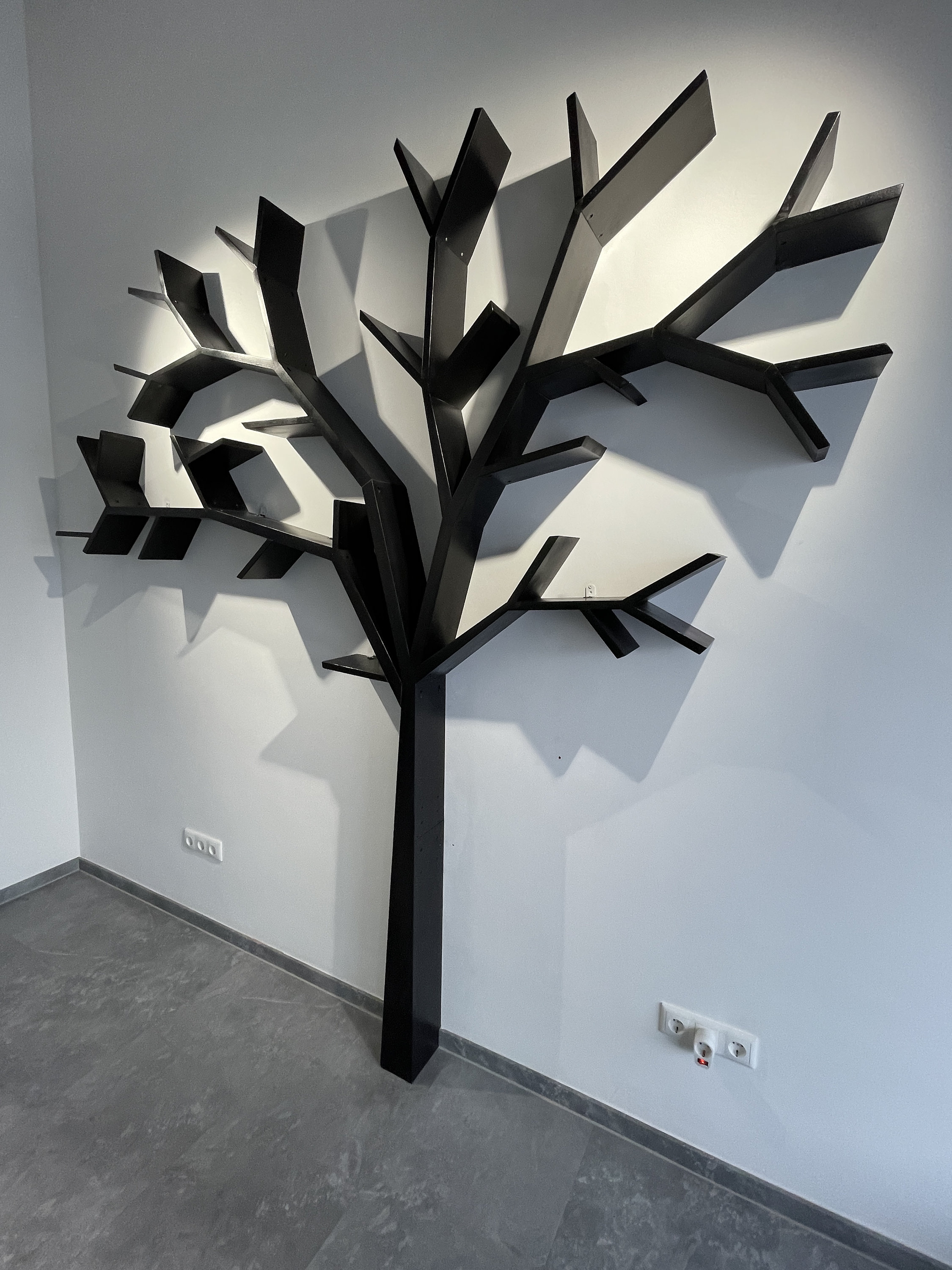 Treebookshelf, Rustic Bookcase, Production in Customised Sizes, Natural ...