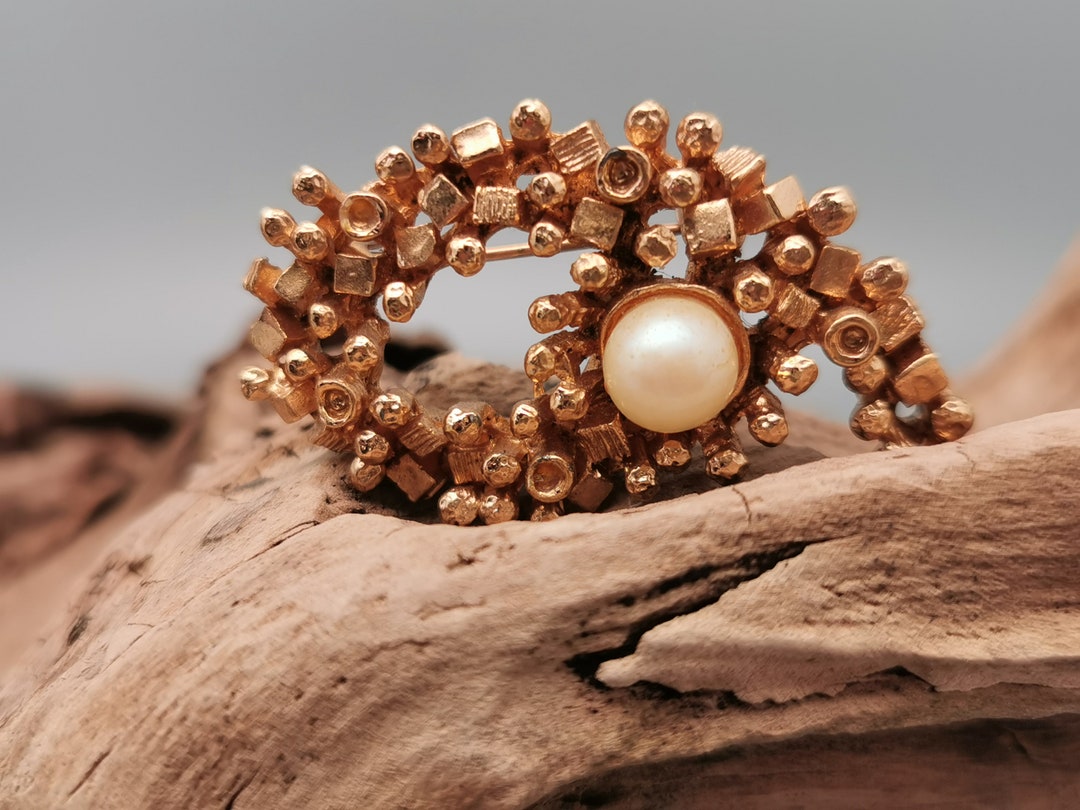 Vintage 60s Modernist Costume Jewelry Brooch Brutalist Gold Colored 70s ...