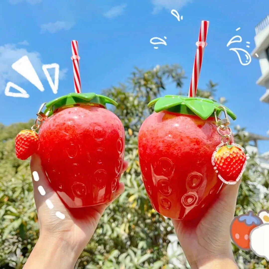 500ml Summer Cute Strawberry Straw Water Bottle Cartoon Food Grade PP ...
