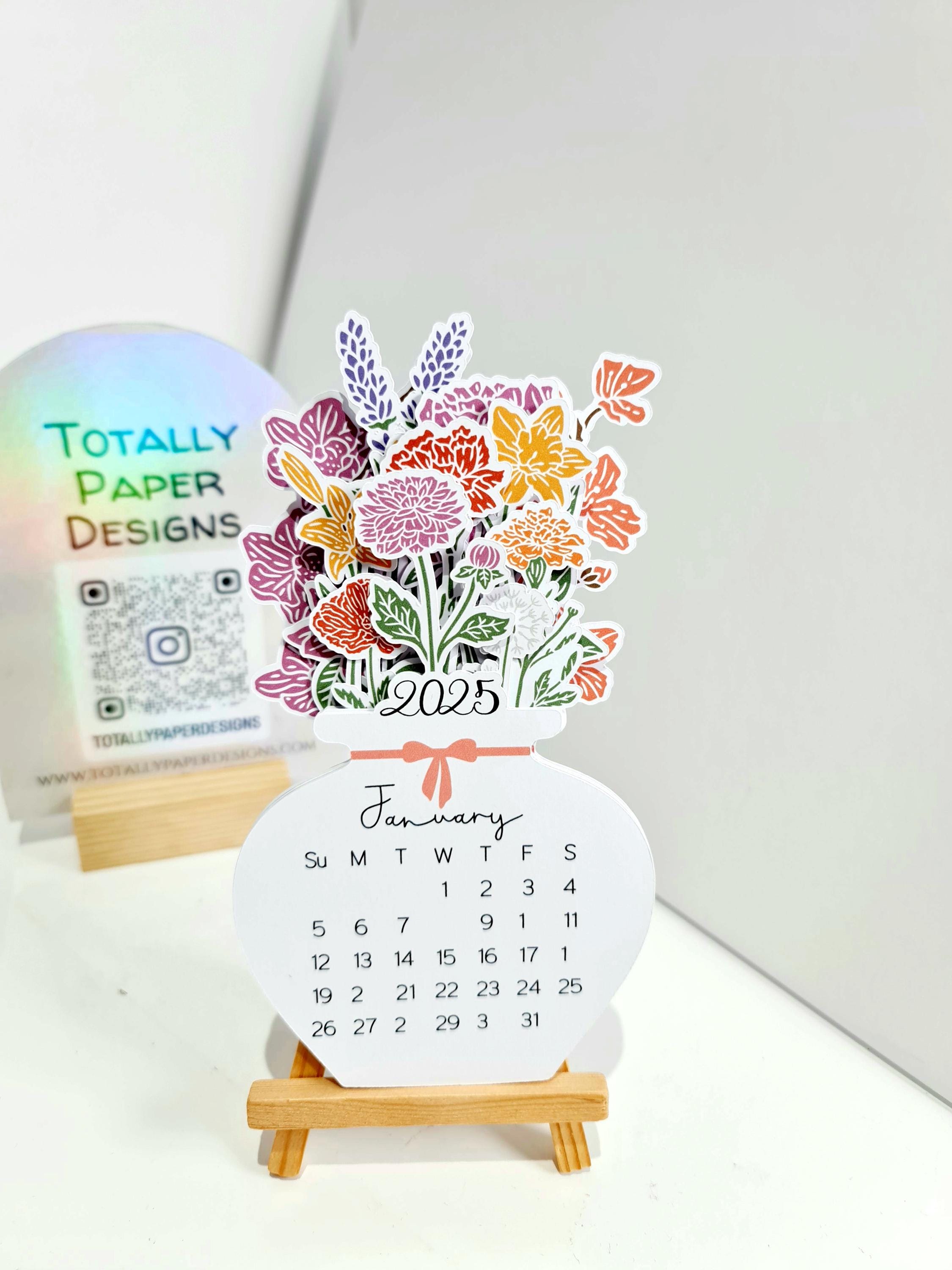 Vibrant Flower Vase Desk Calendar With Wooden Easel Stand |2026 ...