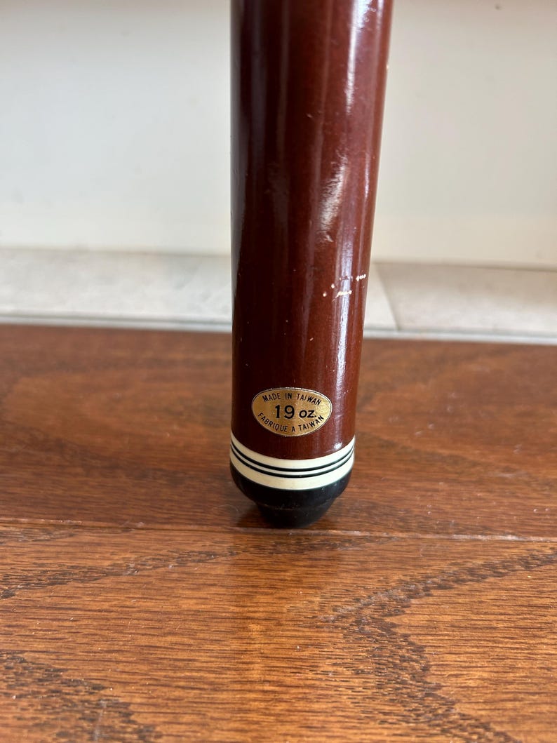 Vintage 19 Oz Two Piece Pool Cue Stick / Vintage 19 Oz Two Piece Pool ...