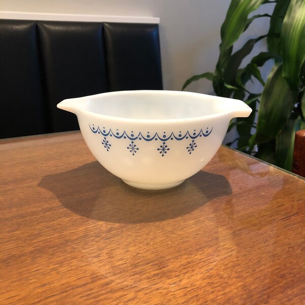 Pyrex Snowflake - Etsy