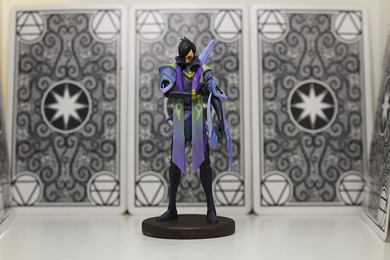 Aphelios League of Legends Miniatura de resina pintada a | Etsy México