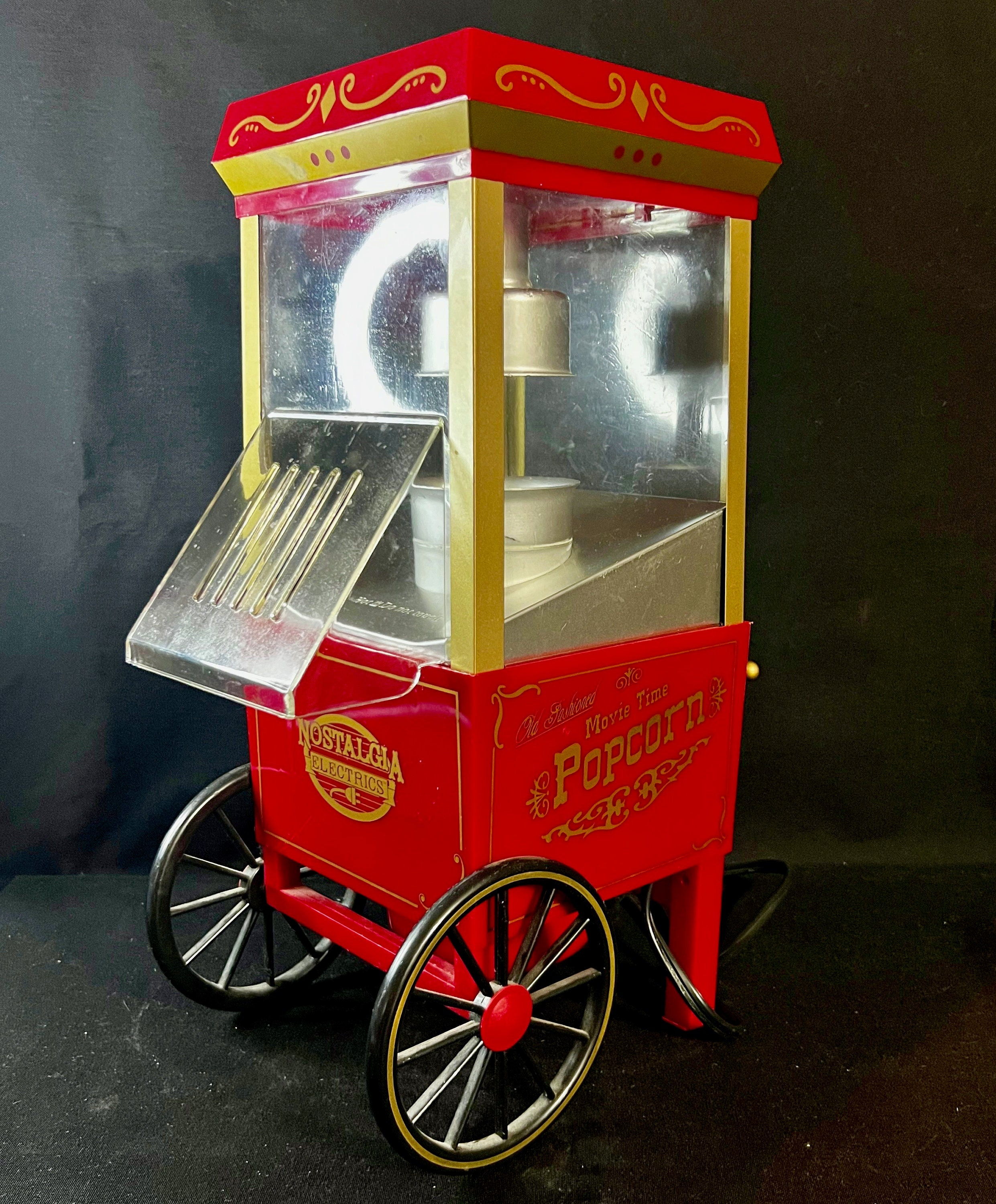 Old fashioned movie time popcorn maker store