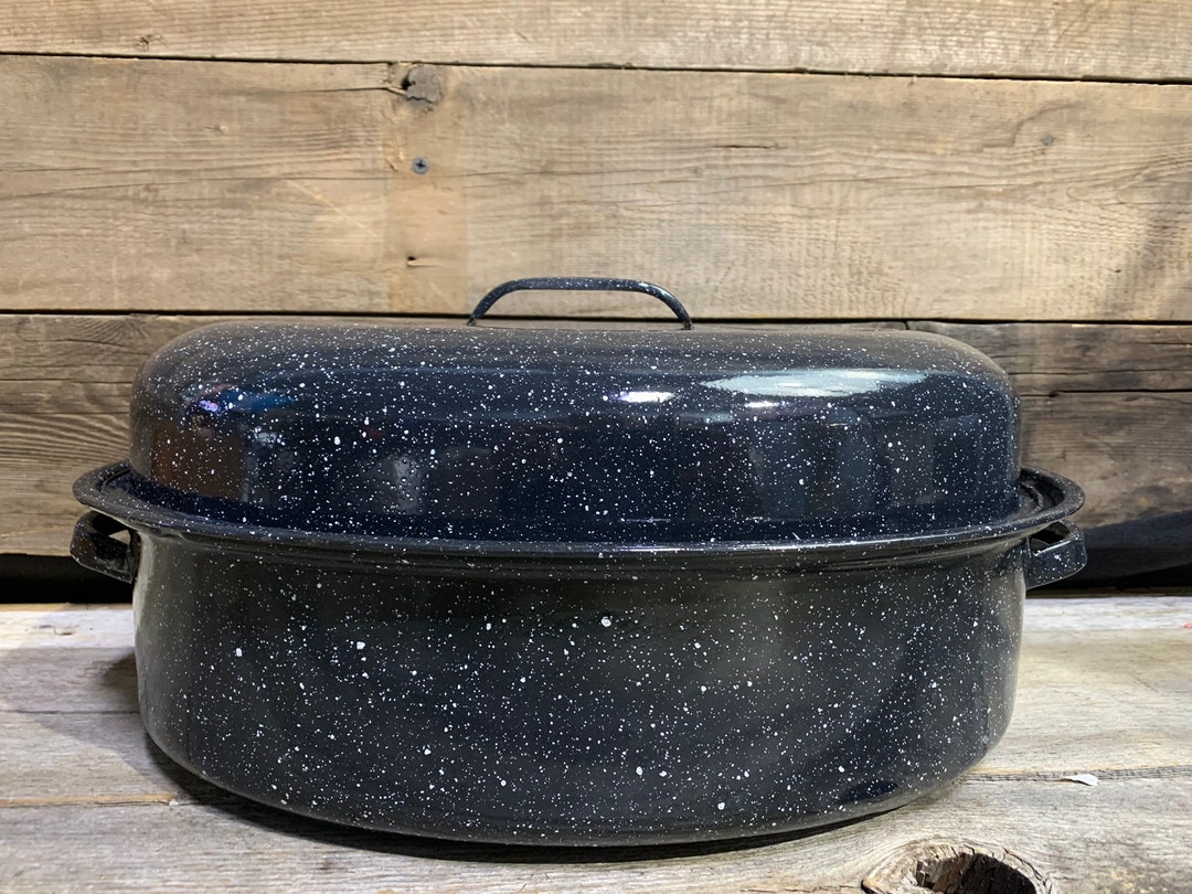 Vintage Enamelware, Roasting Pan, 12.5, Black Speckled, Leaf Pattern - Etsy