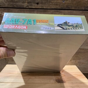 Dragon, AAV-7A1 USMC Mogadishu 1993, Armor Series, 7221, 1:72 Model Kit ...