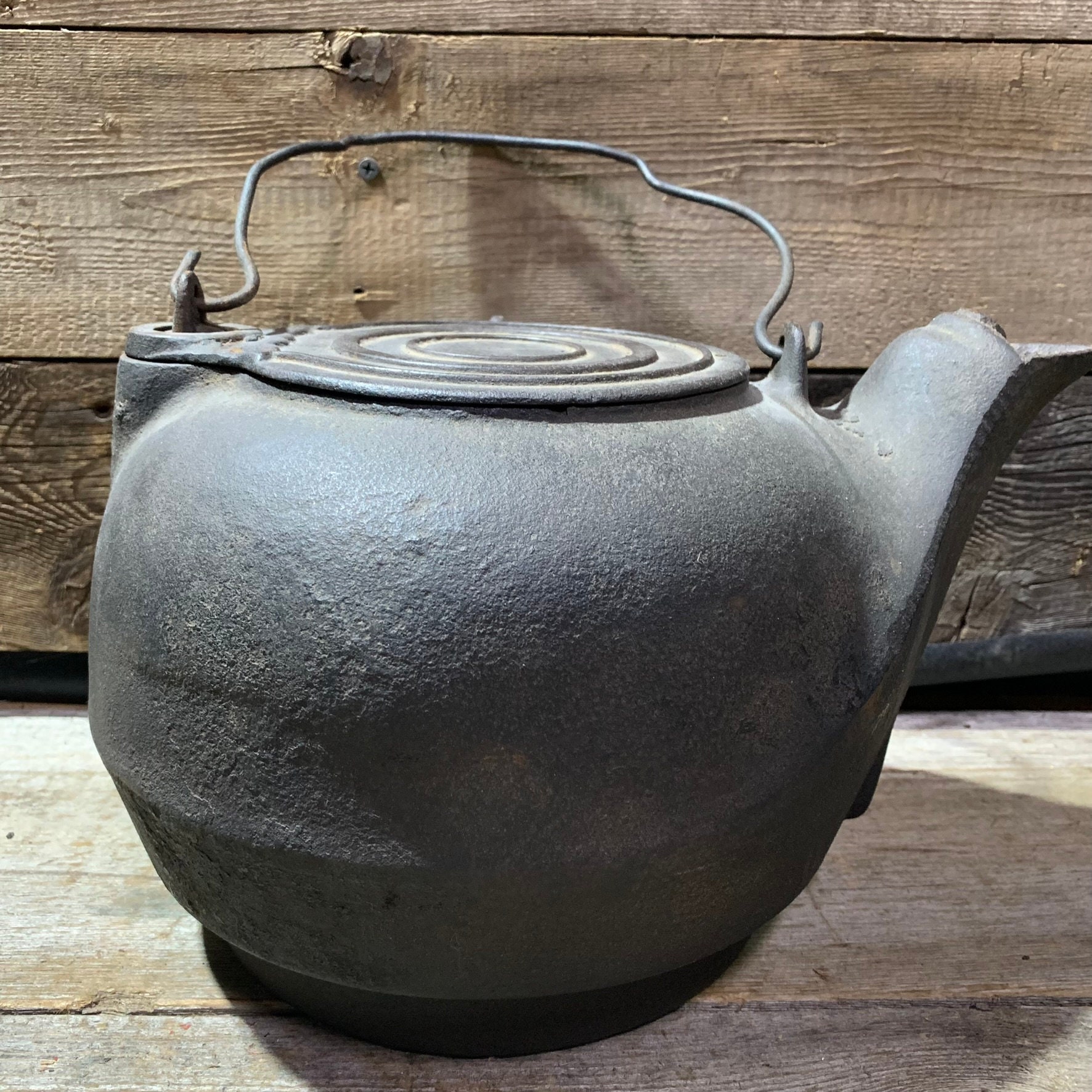 Antique 1800s Cast Iron, Tea Kettle, Swivel Lid - Etsy