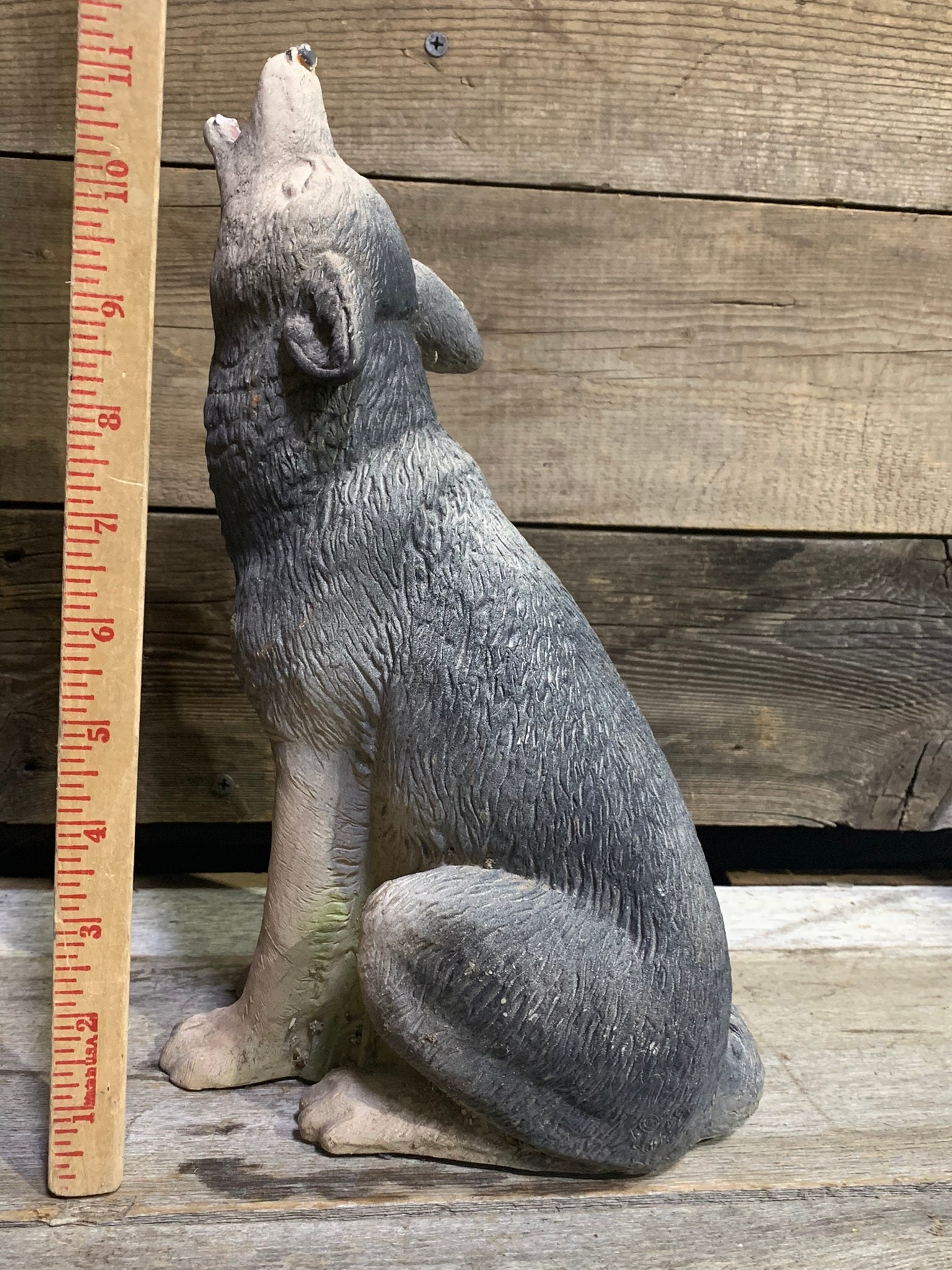 Howling Wolf Garden Statue, Garden Décor - Etsy
