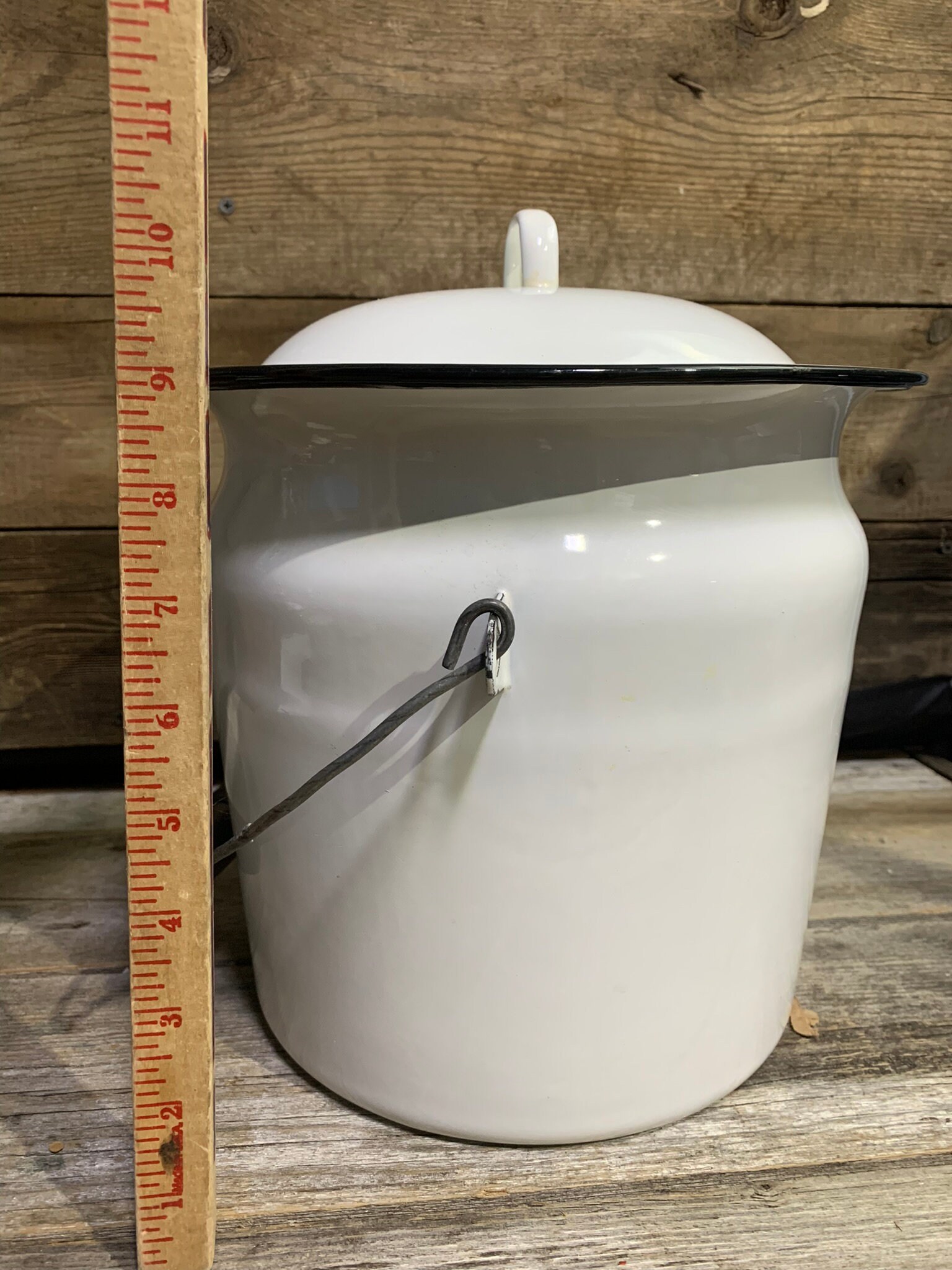 Vintage Enamelware, 2 Gallon Chamber Bucket & Lid, White With Black ...