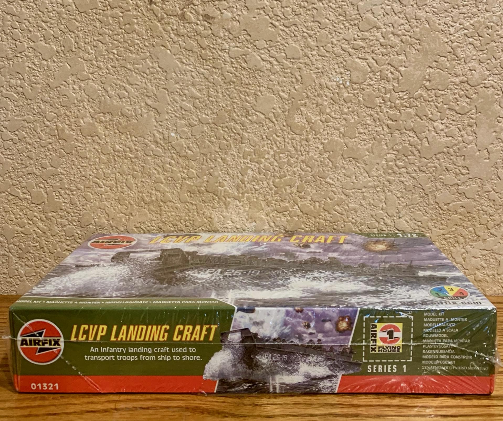 Airfix, LCVP Landing Craft, Series 1, 1:72 Scale Model Kit, Level 2 ...