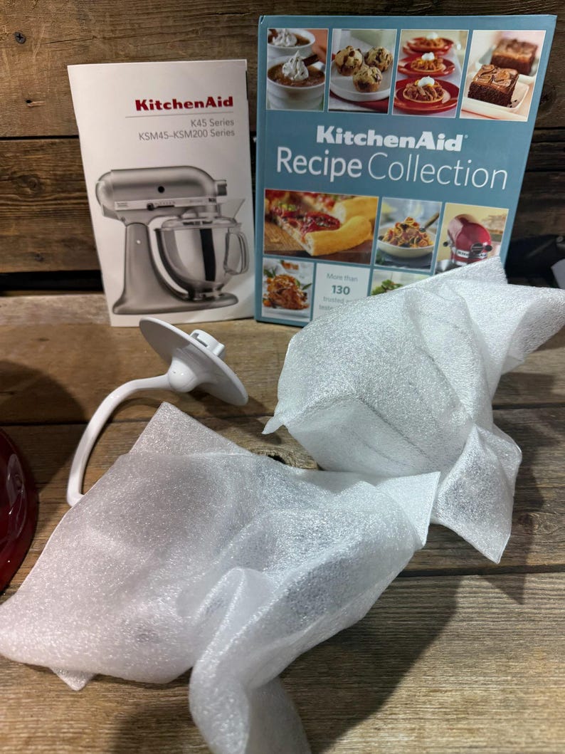 Kitchen Aid, Artisan Series, 5 Quart Stand Mixer, Tilt Head, Empire Red ...