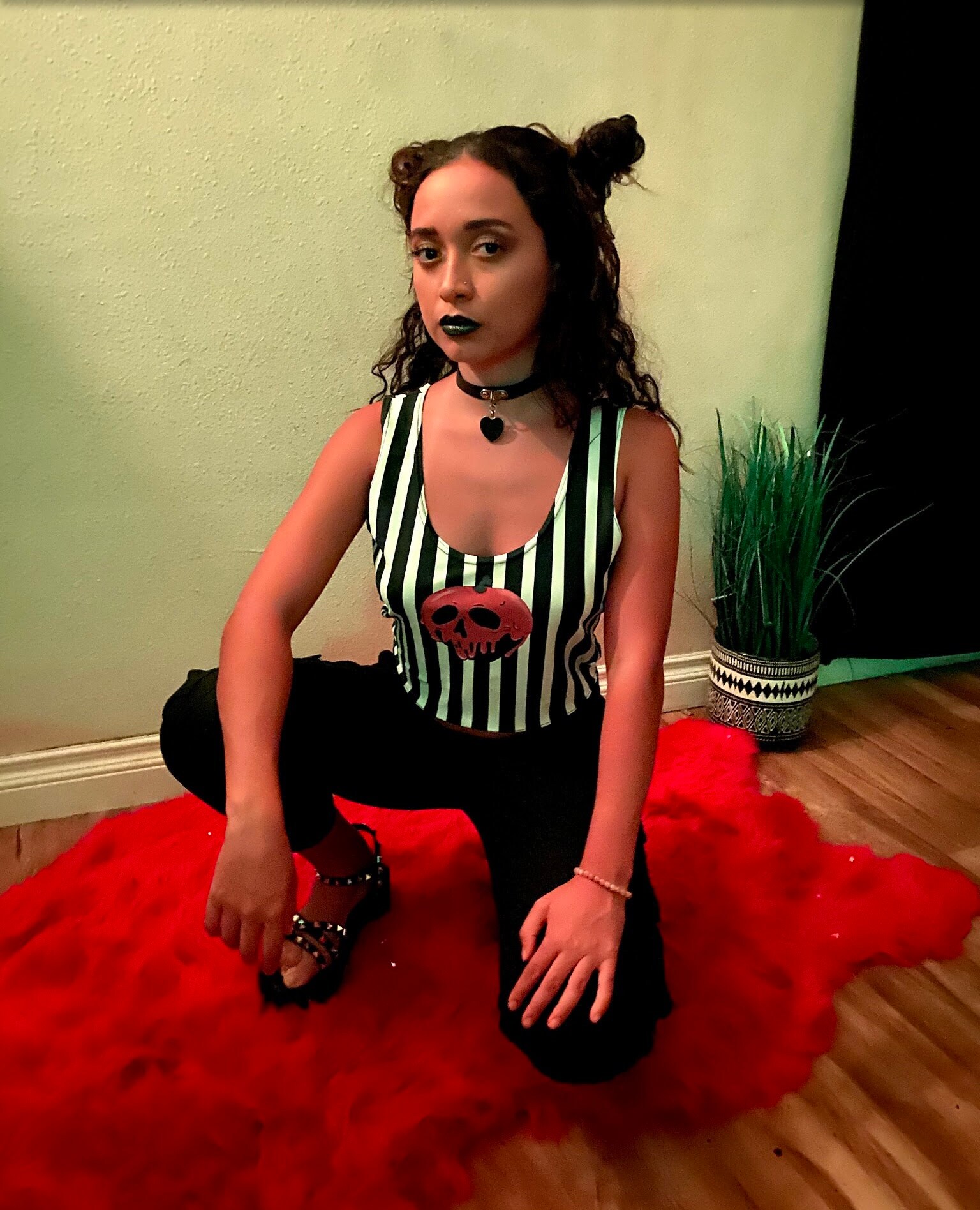 Poison Apple Crop Top - Etsy