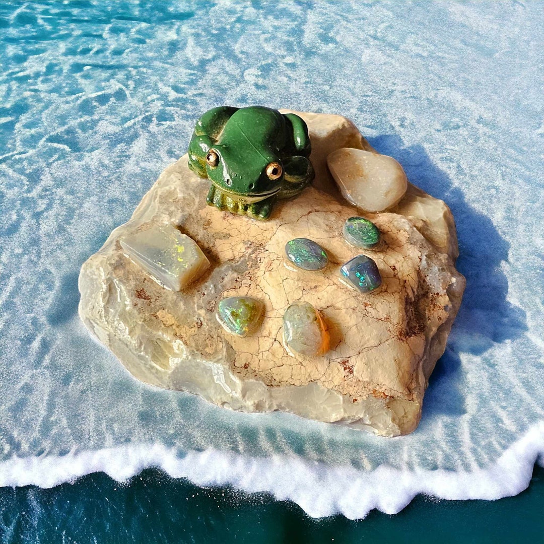 Stunning One of a Kind - Opal Green Tree Frog on an Australian Potch ...